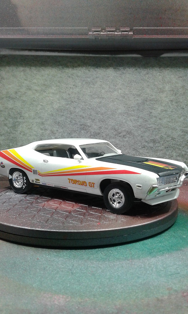 1970 Ford Torino GT 2'n1 -- Plastic Model Car Kit -- 1/25 Scale ...