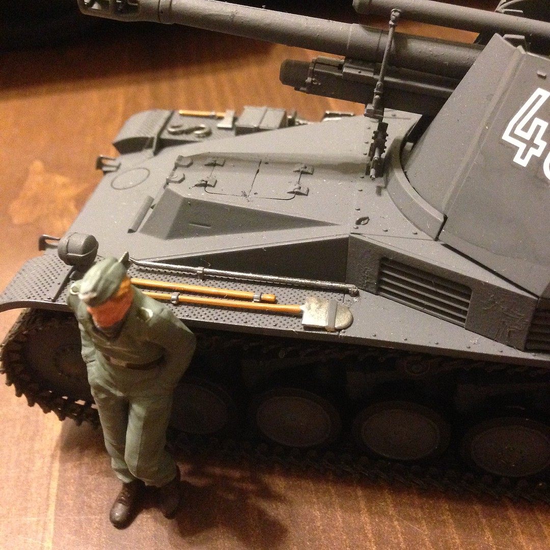 German Howitzer Wespe Tank -- Plastic Model Military Vehicle Kit -- 1/ ...