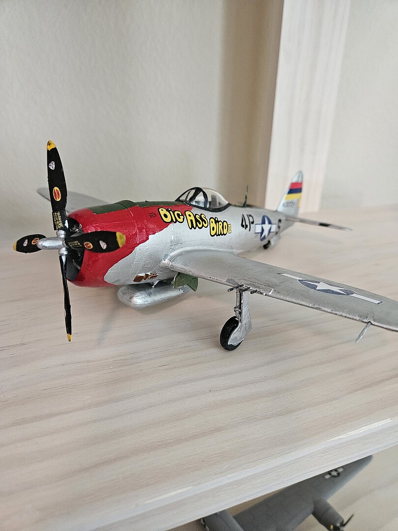 P-47D Thunderbolt -- Plastic Model Airplane Kit -- 1/48 Scale -- # ...