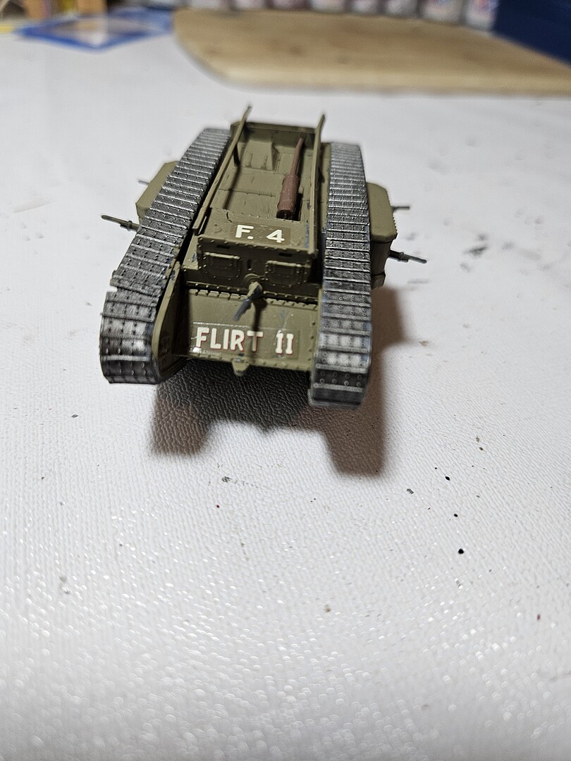 WWI Female Mk IV Tank -- Plastic Model Military Vehicle Kit -- 1/72 ...