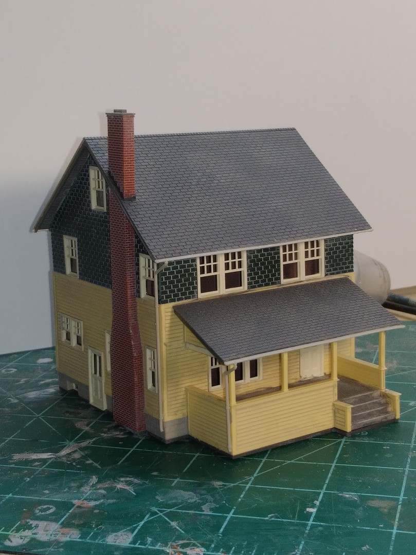 Kate's Colonial Home Kit -- HO Scale Model Railroad Building -- #711 ...