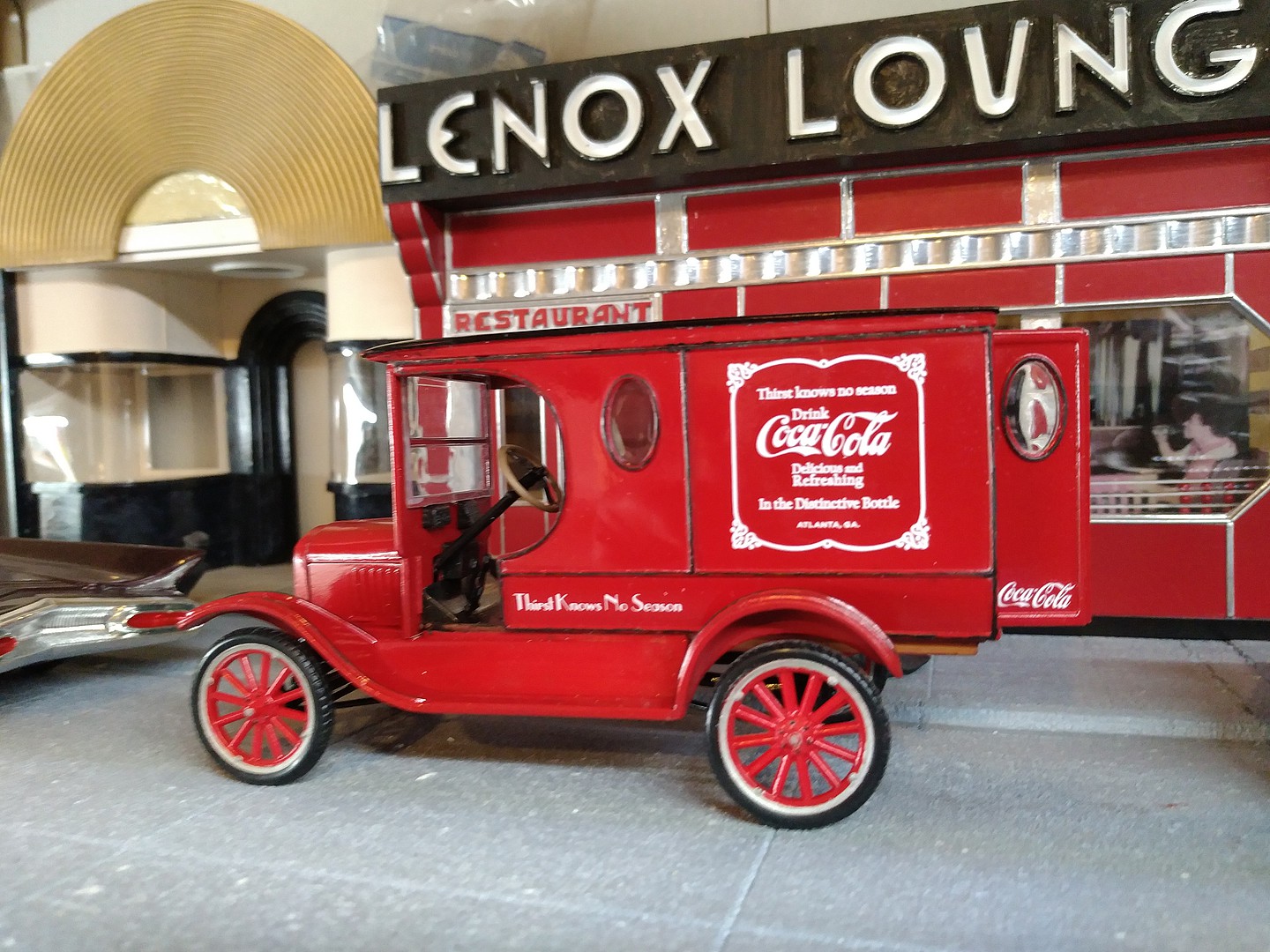 Coca Cola 1923 Ford Model T Delivery -- Plastic Model Car Kit -- 1/25 ...