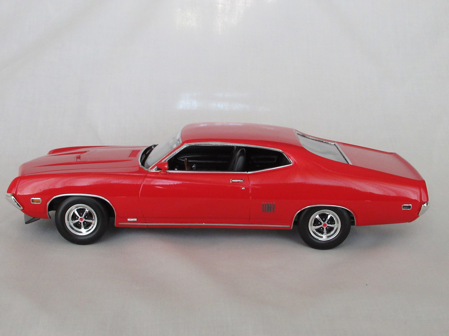 1970 Ford Torino GT 2'n1 -- Plastic Model Car Kit -- 1/25 Scale ...