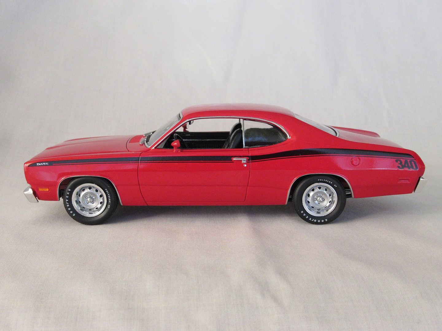 1971 Plymouth Duster 340 -- Plastic Model Car Kit -- 1/25 Scale ...