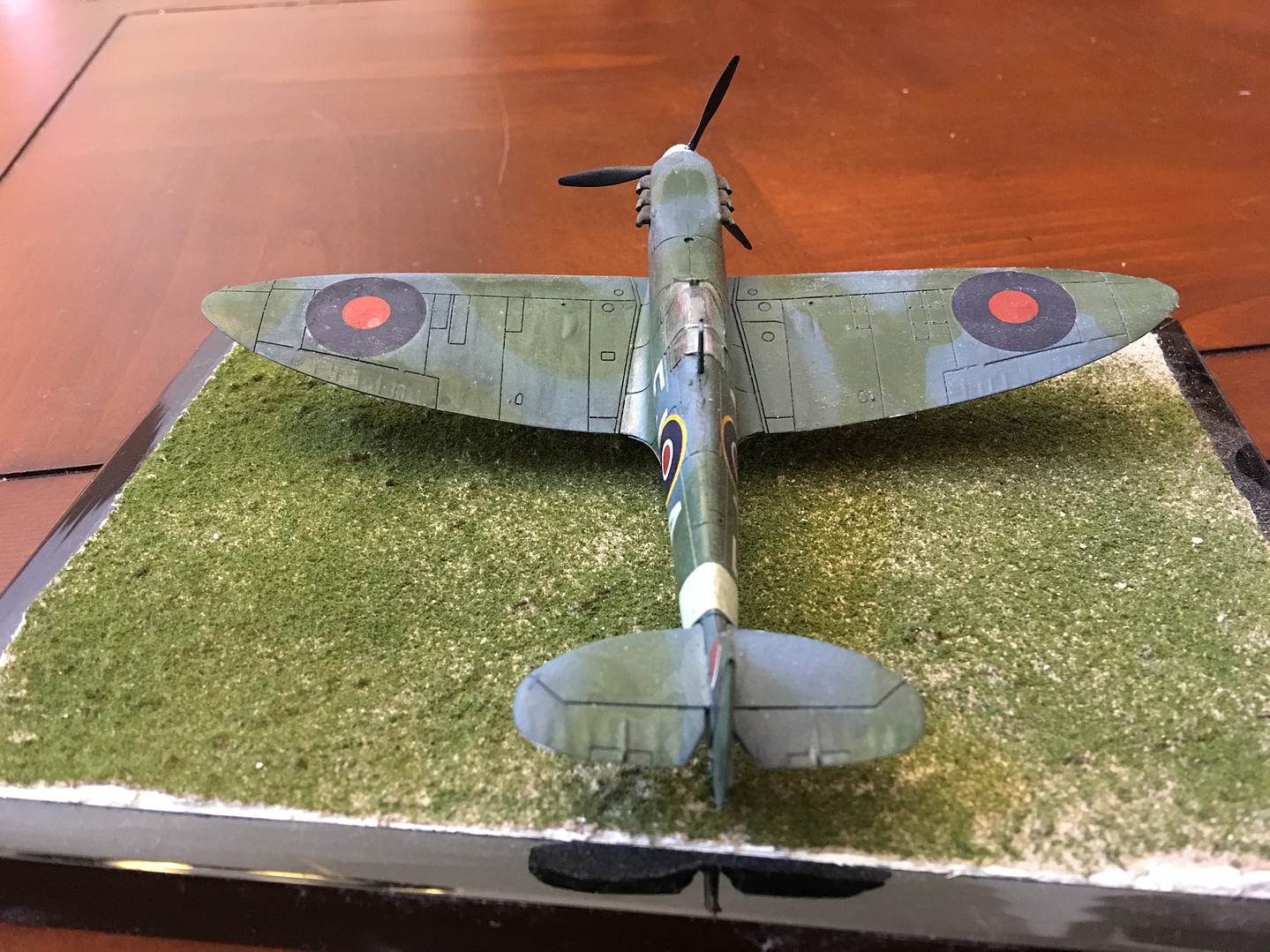 Supermarine Spitfire Mk I Aircraft -- Plastic Model Airplane Kit -- 1/ ...