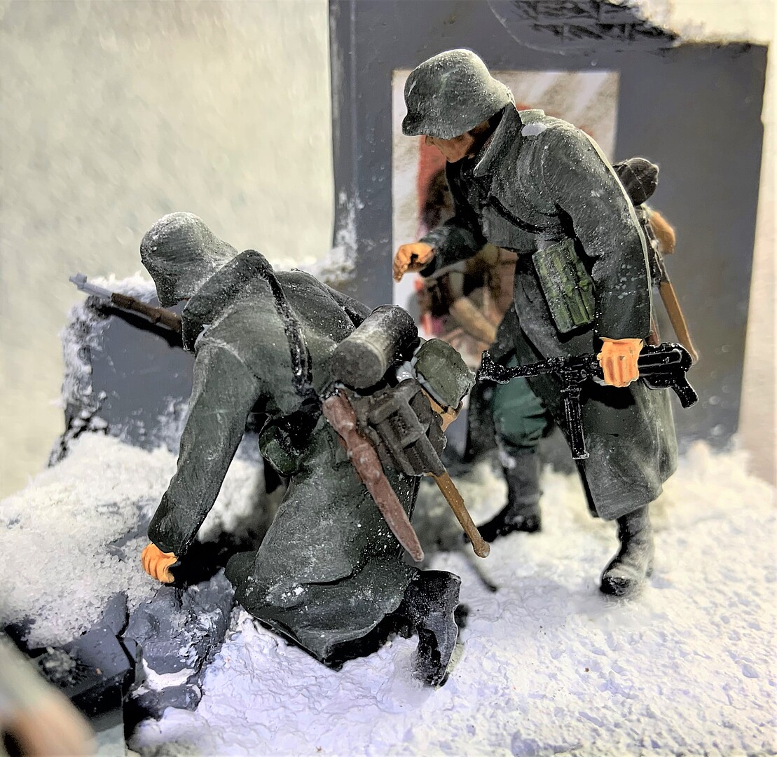 Frozen Battleground Moscow 1941 -- Plastic Model Military Figure Kit ...