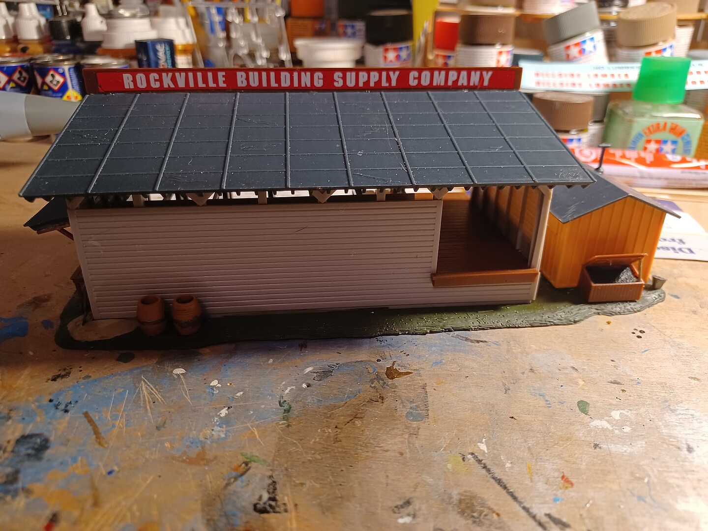 Lumber Yard & Office Kit -- HO Scale Model Railroad Building -- #750 ...