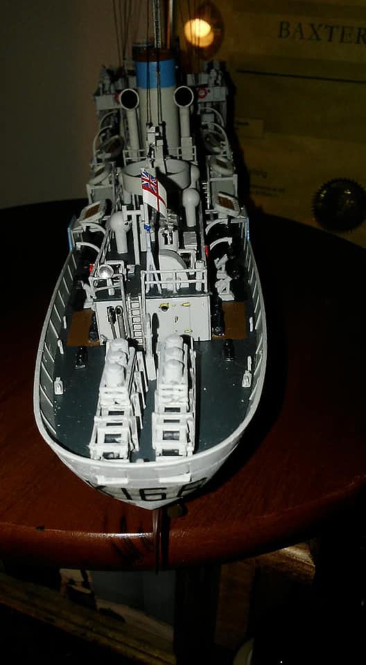 Flower Class Corvette (Early) -- Plastic Model Military Ship Kit -- 1/ ...