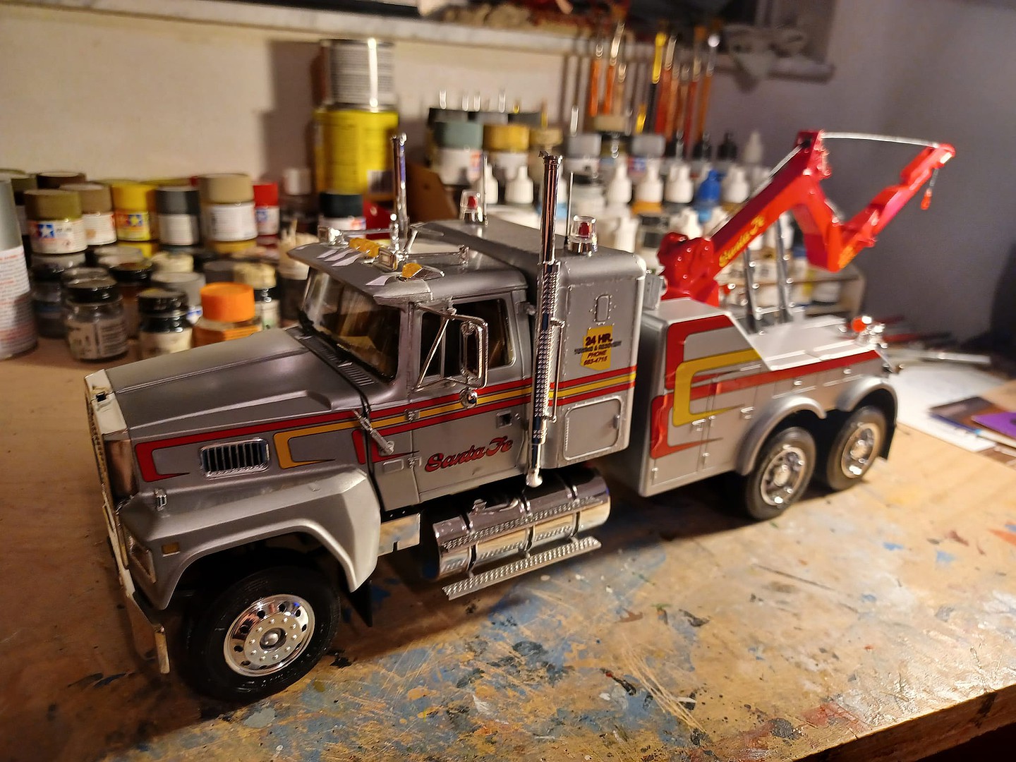 US Wrecker -- Plastic Model Truck Kit -- 1/24 Scale -- #553825 pictures ...