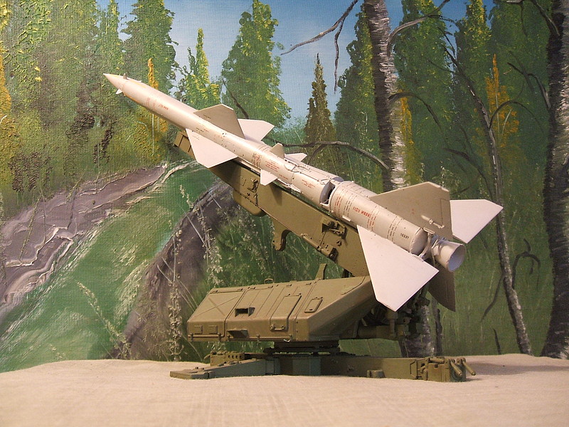 SA2 Guideline Missile w/Launcher Cabin -- Plastic Model Military Rocket ...