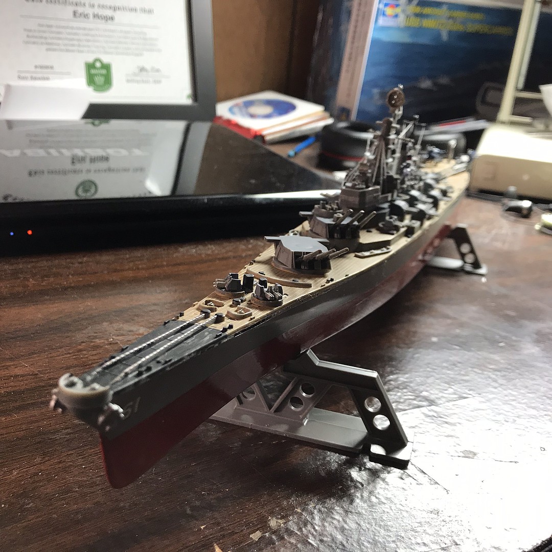 USS IOWA BB-61 Battleship Boat -- Plastic Model Military Ship kit -- 1/ ...