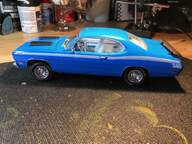 1971 Plymouth Duster 340 -- Plastic Model Car Kit -- 1/25 Scale ...