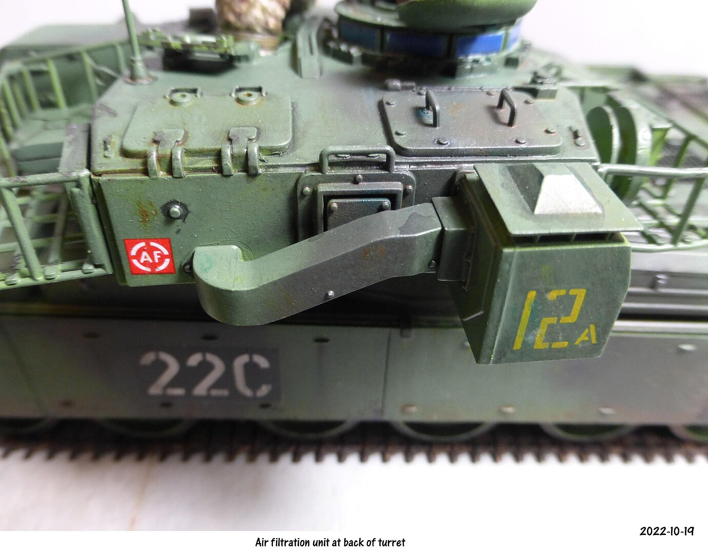 British Chieftain Mk5 Tank -- Plastic Model Military Vehicle Kit -- 1/ ...