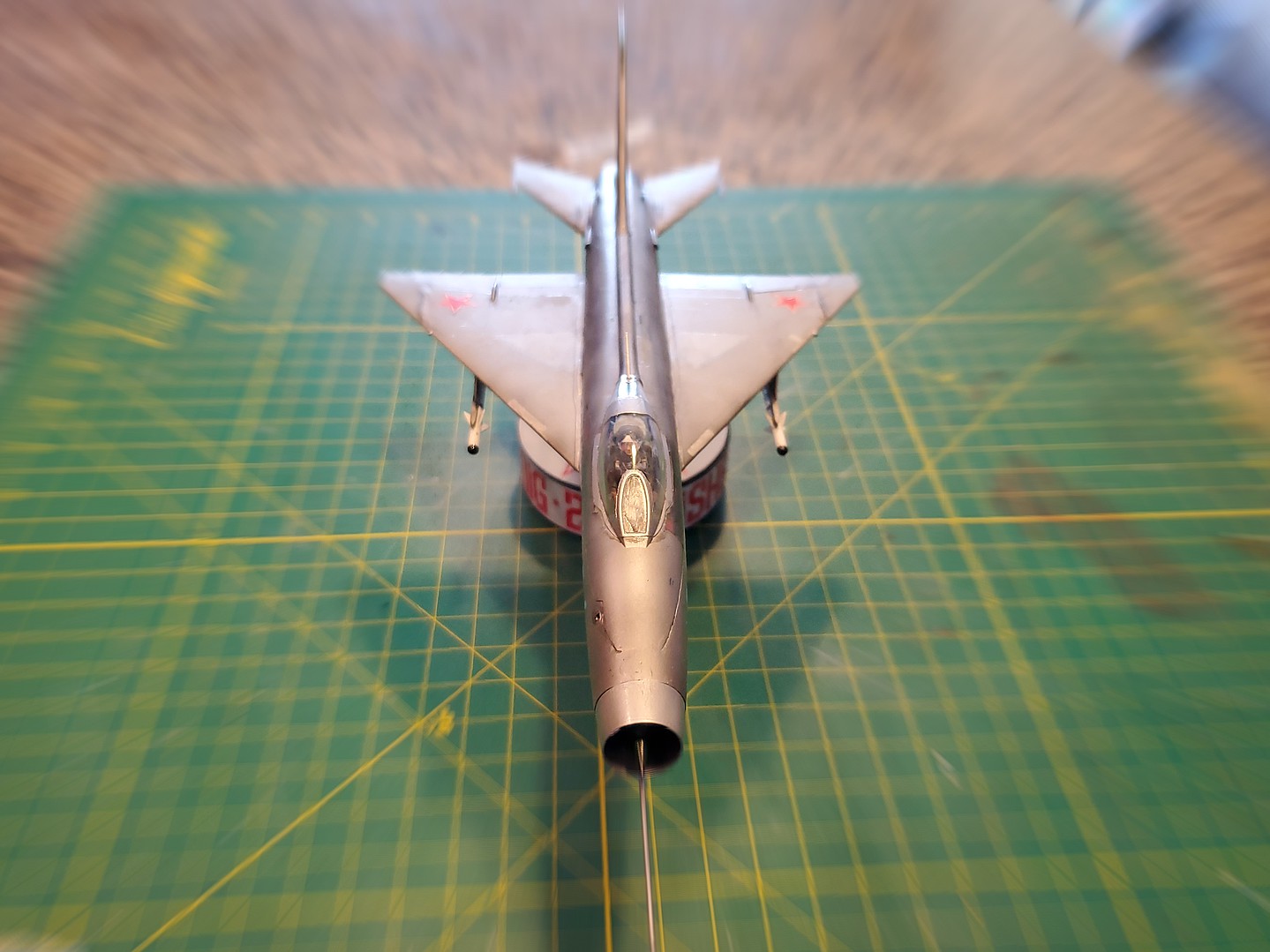 Mig-21/F-13/J-7 Fighter Aircraft -- Plastic Model Airplane Kit -- 1/48 ...