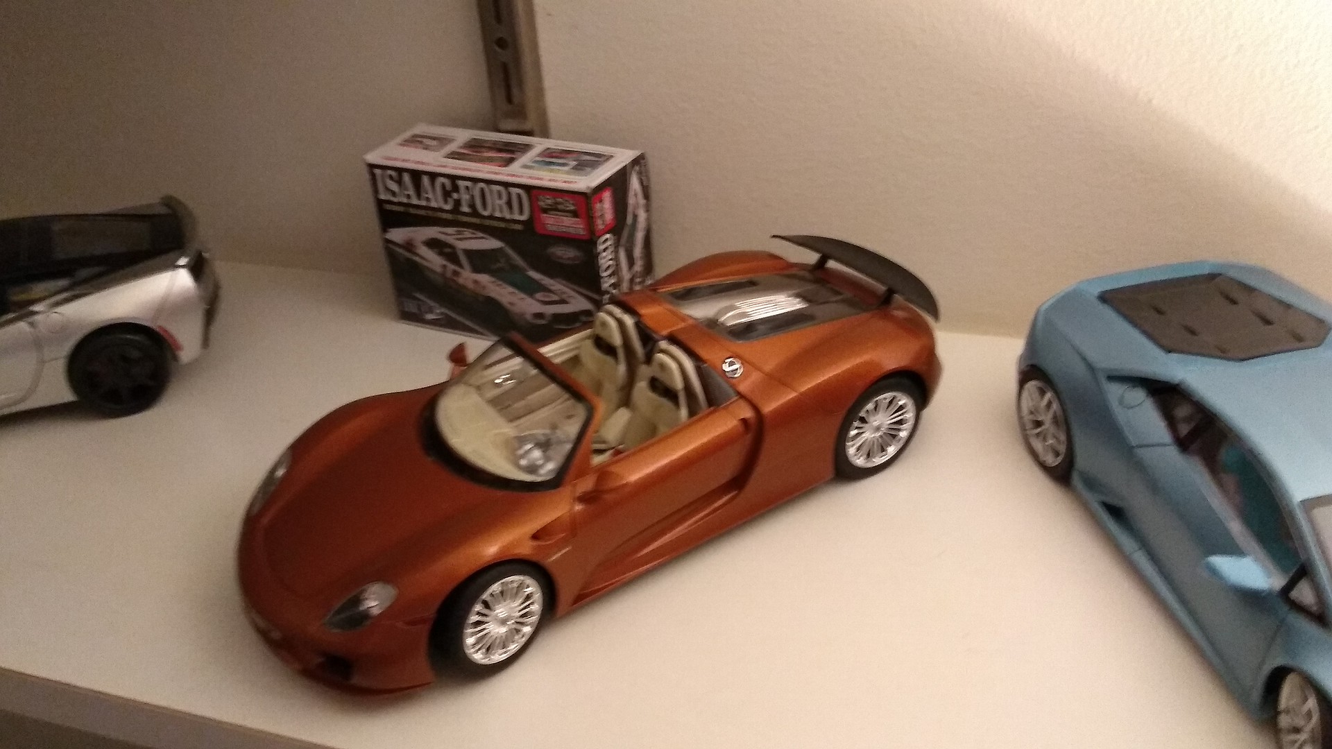 Porsche 918 Spyder -- Plastic Model Car Kit -- 1/24 Scale -- #07026 ...