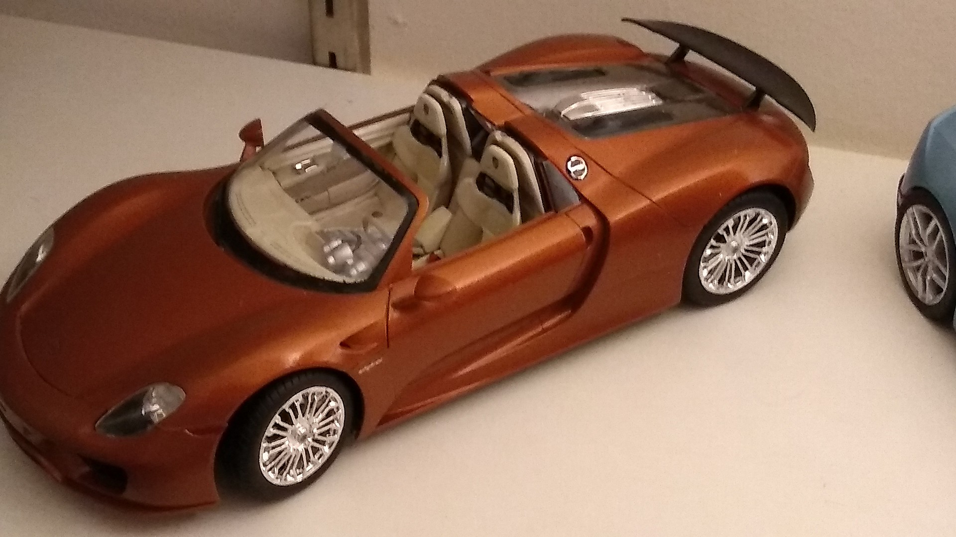 Porsche 918 Spyder -- Plastic Model Car Kit -- 1/24 Scale -- #07026 ...