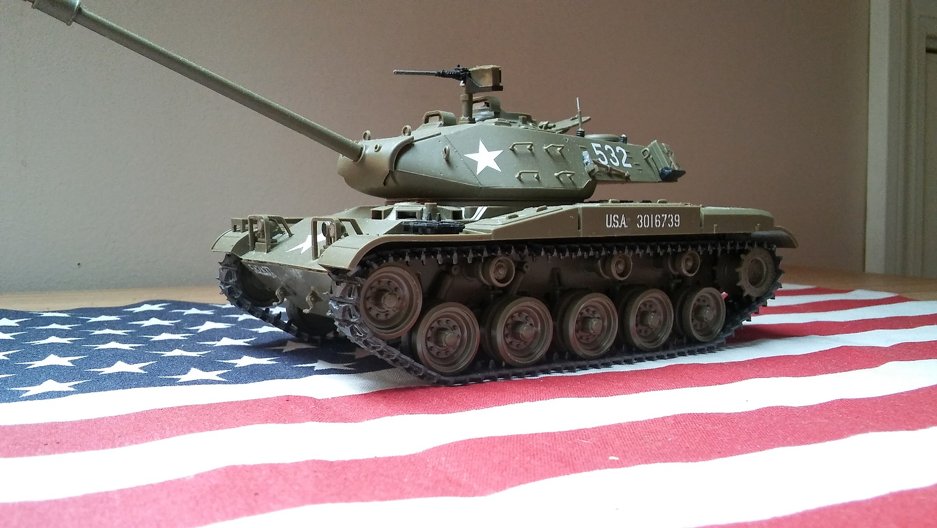 US M41 Walker Bulldog -- Plastic Model Military Vehicle Kit -- 1/35 ...