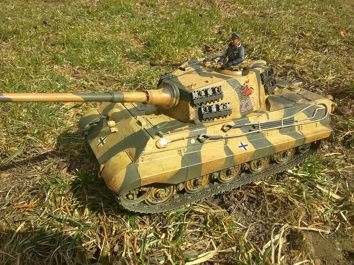 King Tiger Tank -- Plastic Model Military Vehicle Kit -- 1/35 Scale ...