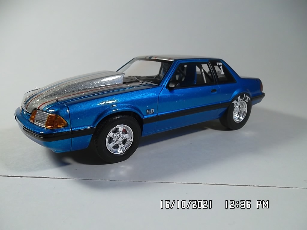 1990 Mustang LX 5.0 Drag Racer -- Plastic Model Car Kit -- 1/25 Scale ...