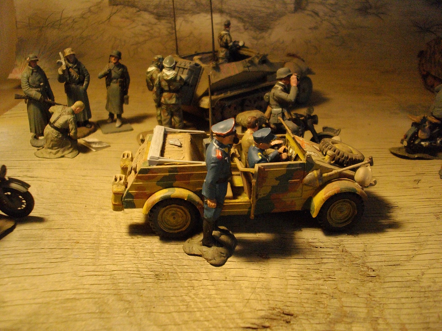 Kubelwagen Type 82 -- Plastic Model Military Vehicle Kit -- 1/35 Scale ...