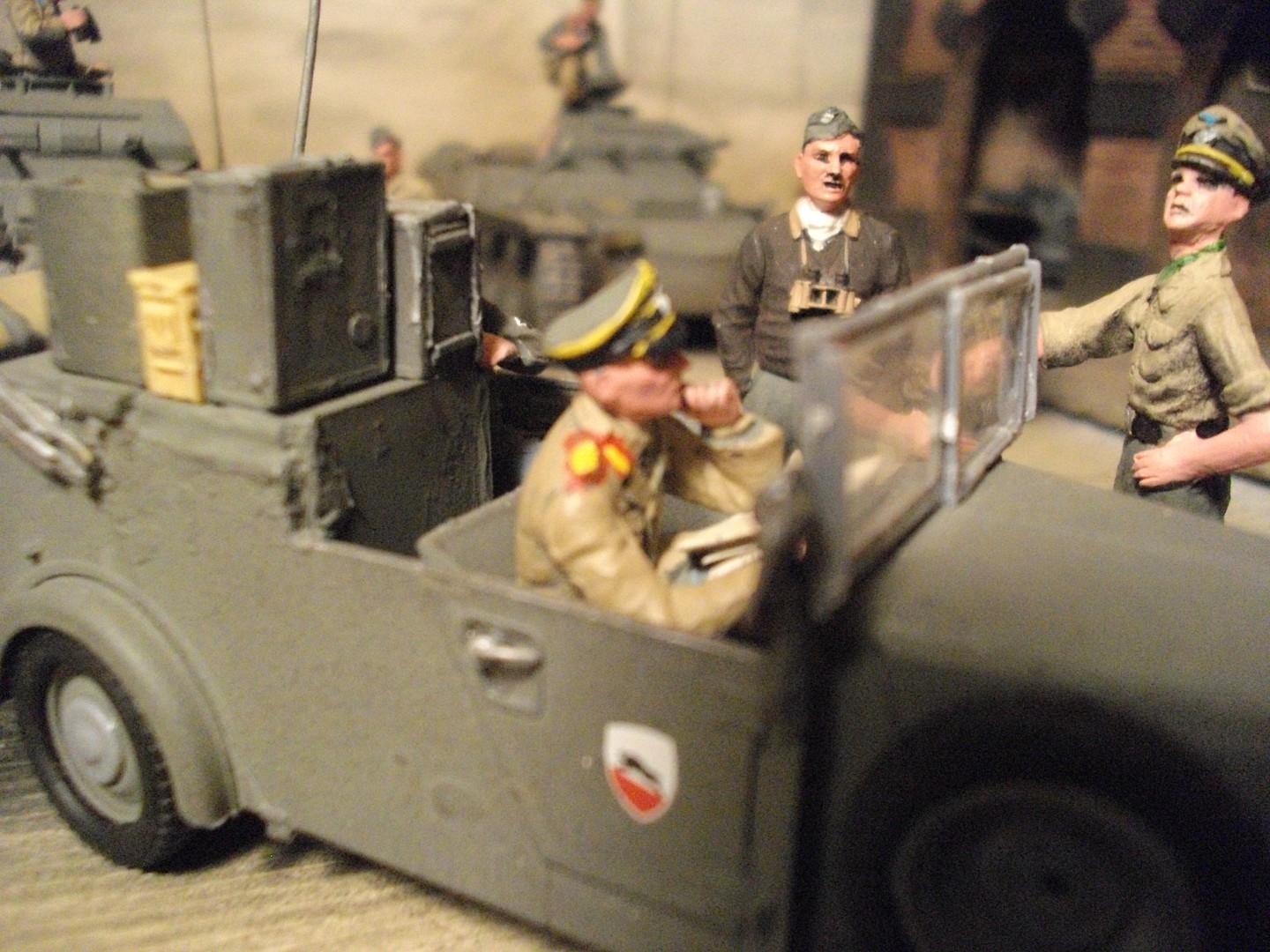 WWII Rommel & German Tank Crew DAK (6) -- Plastic Model Military Figure ...