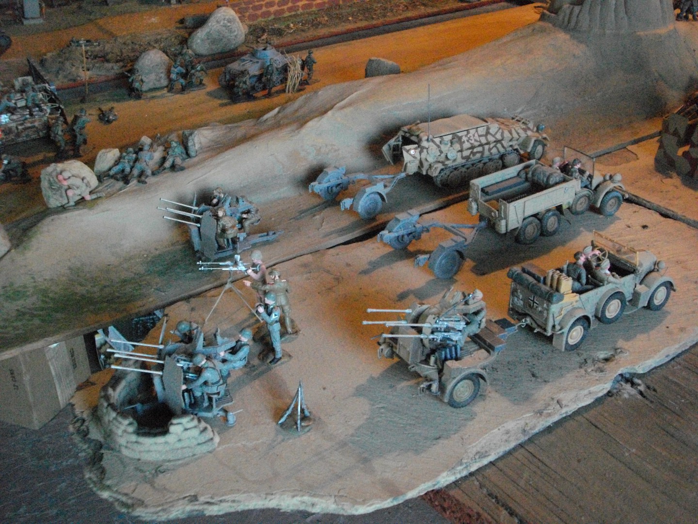 German Horch Kfz15 Vehicle -- Plastic Model Military Vehicle Kit -- 1/ ...