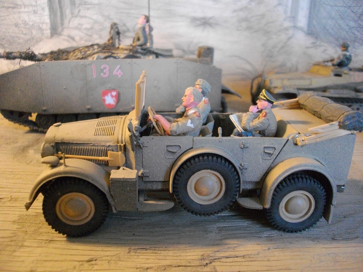 German Horch Kfz15 Vehicle -- Plastic Model Military Vehicle Kit -- 1/ ...