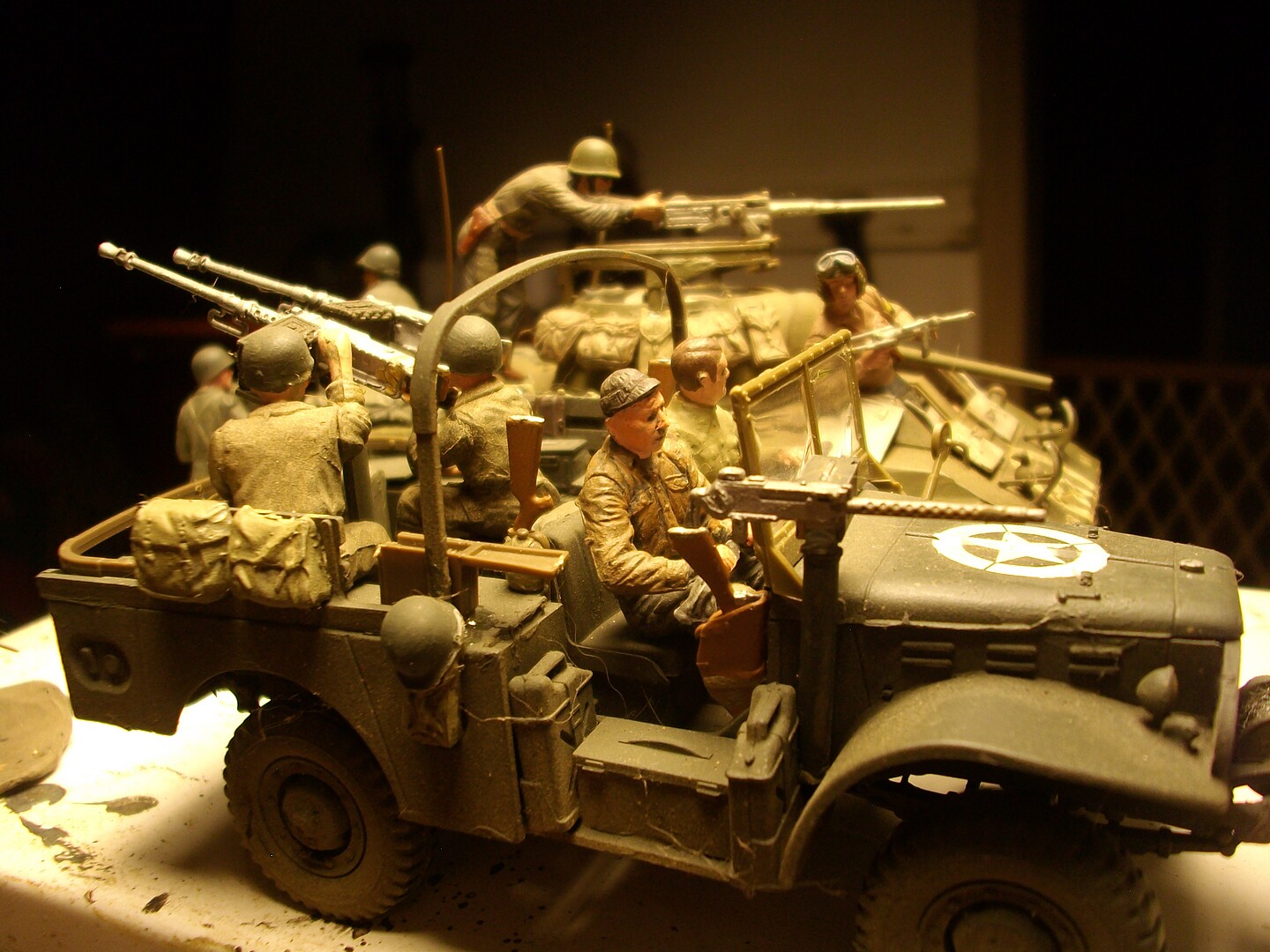 US Army Drivers (5) -- Plastic Model Military Figure Kit -- 1/35 Scale ...