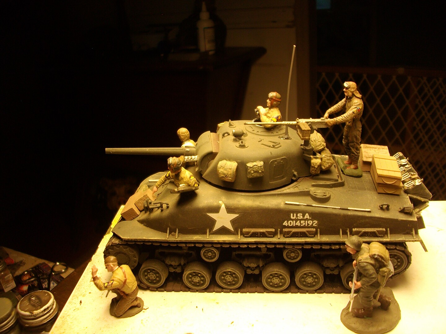 M-4 Sherman Tank -- Plastic Model Military Vehicle Kit -- 1/35 Scale ...