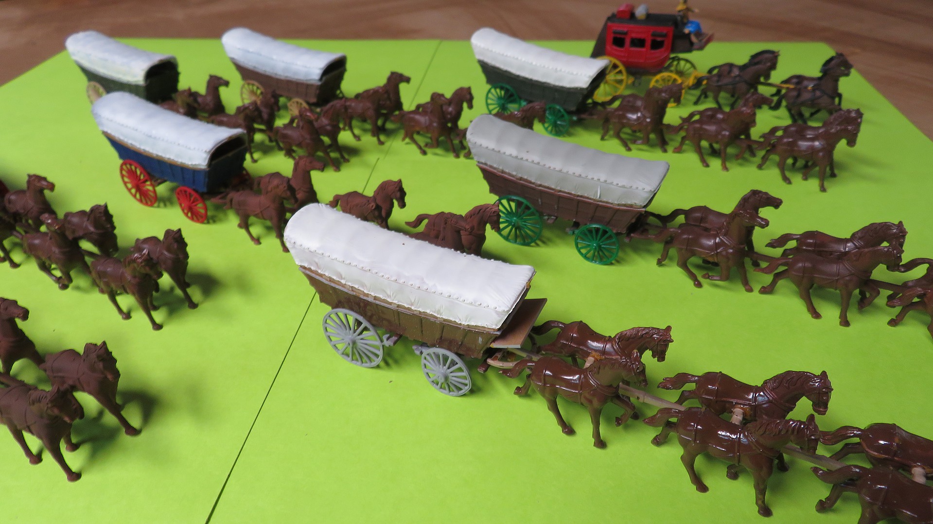 Wagon Train Figure Set Pictures