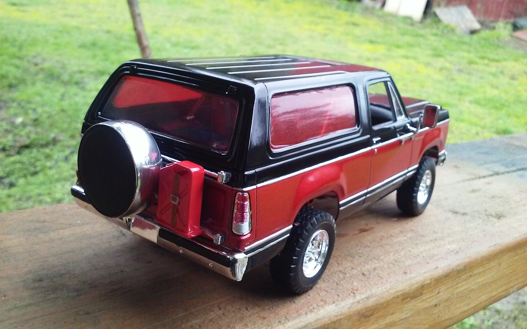 1980 Dodge Ramcharger -- Plastic Model Truck Kit -- 1/24 Scale ...