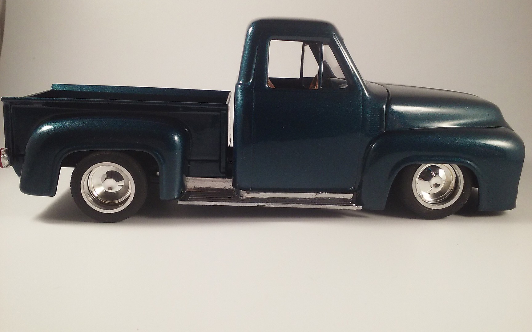 1955 Ford F-100 Pickup Street Rod -- Plastic Model Truck Kit -- 1/24 ...