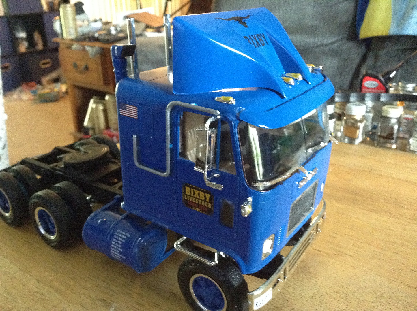 GNC Astro 95 Semi Tractor -- Plastic Model Car Kit -- 1/25 Scale ...