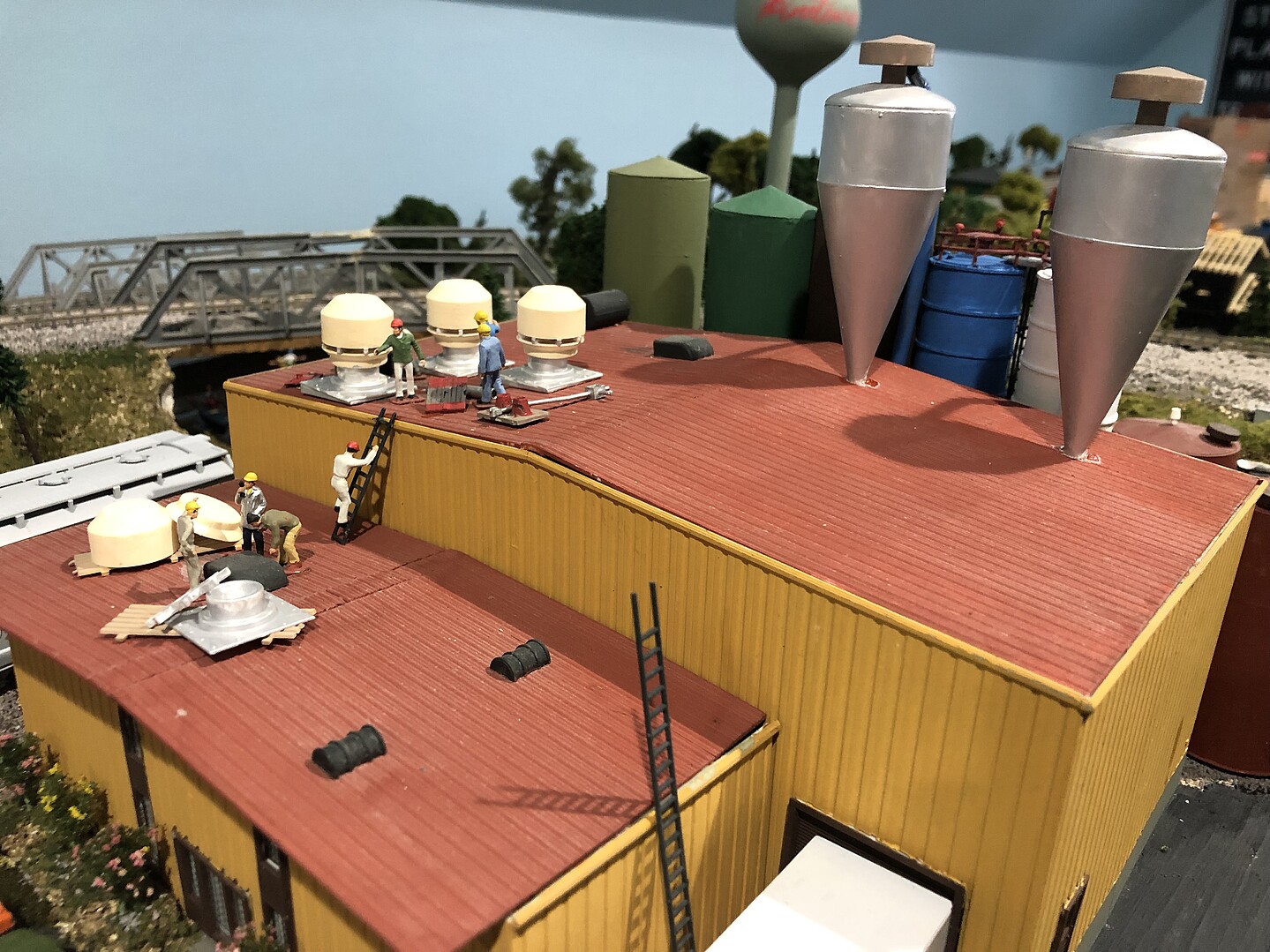 Roof Vents (8) & Cyclones (2) -- HO Scale -- Model Railroad Building ...