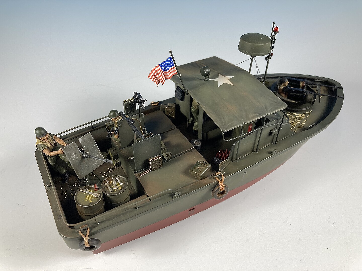 US Navy PBR31 MkII Pibber Boat -- Plastic Model Military Ship Kit -- 1/ ...
