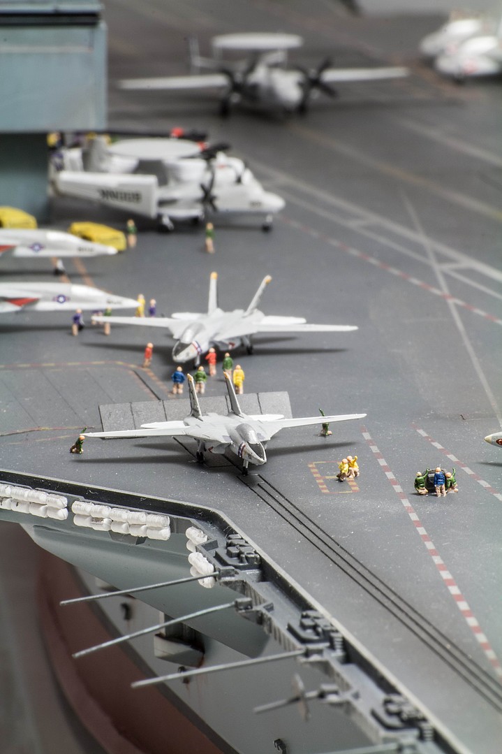 USS Enterprise CVN65 Nuclear Powered Aircraft Carrier -- Plastic Model ...