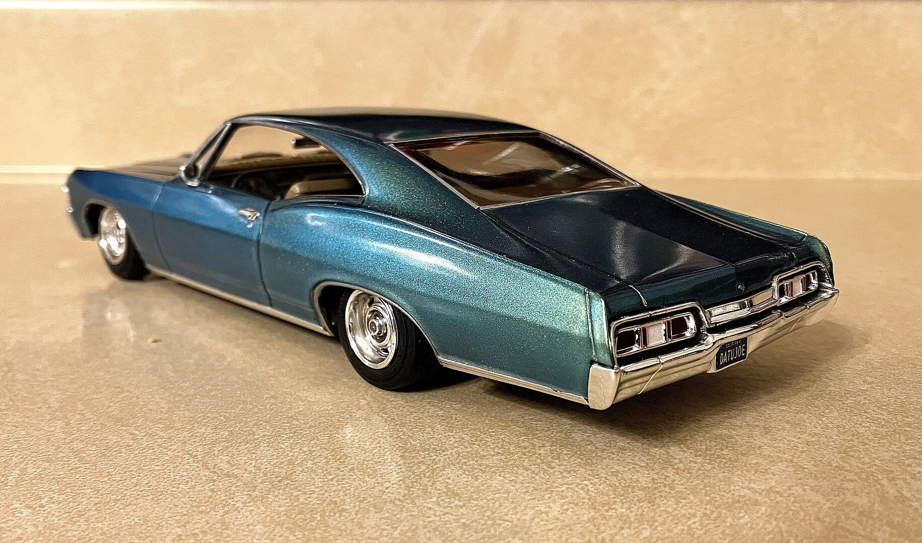 1967 Chevy Impala SS (Stock) -- Plastic Model Car Kit -- 1/25 Scale ...