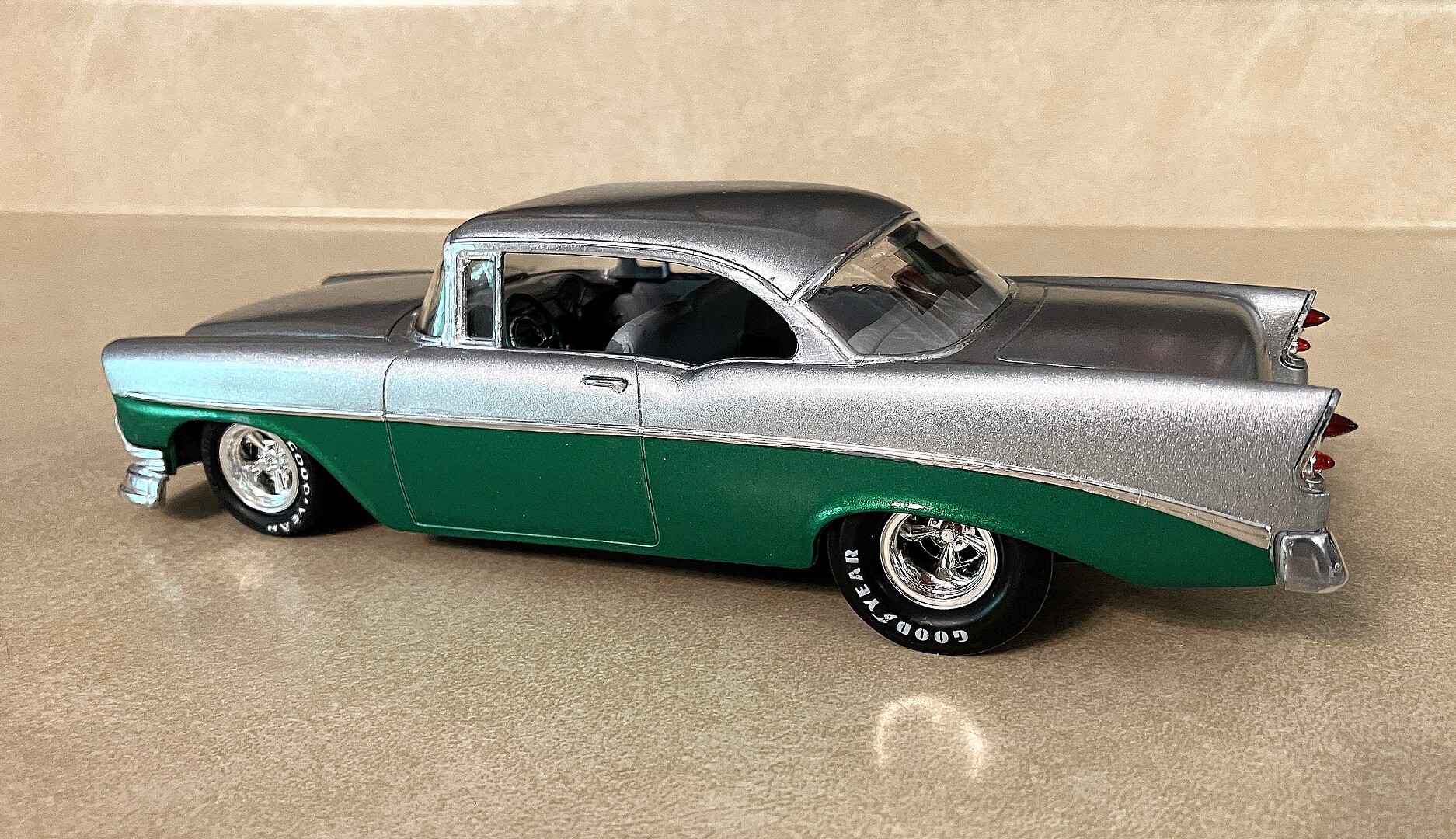 1/24 1956 Chevy Custom -- Plastic Model Car Kit -- 1/25 Scale -- #07663 ...