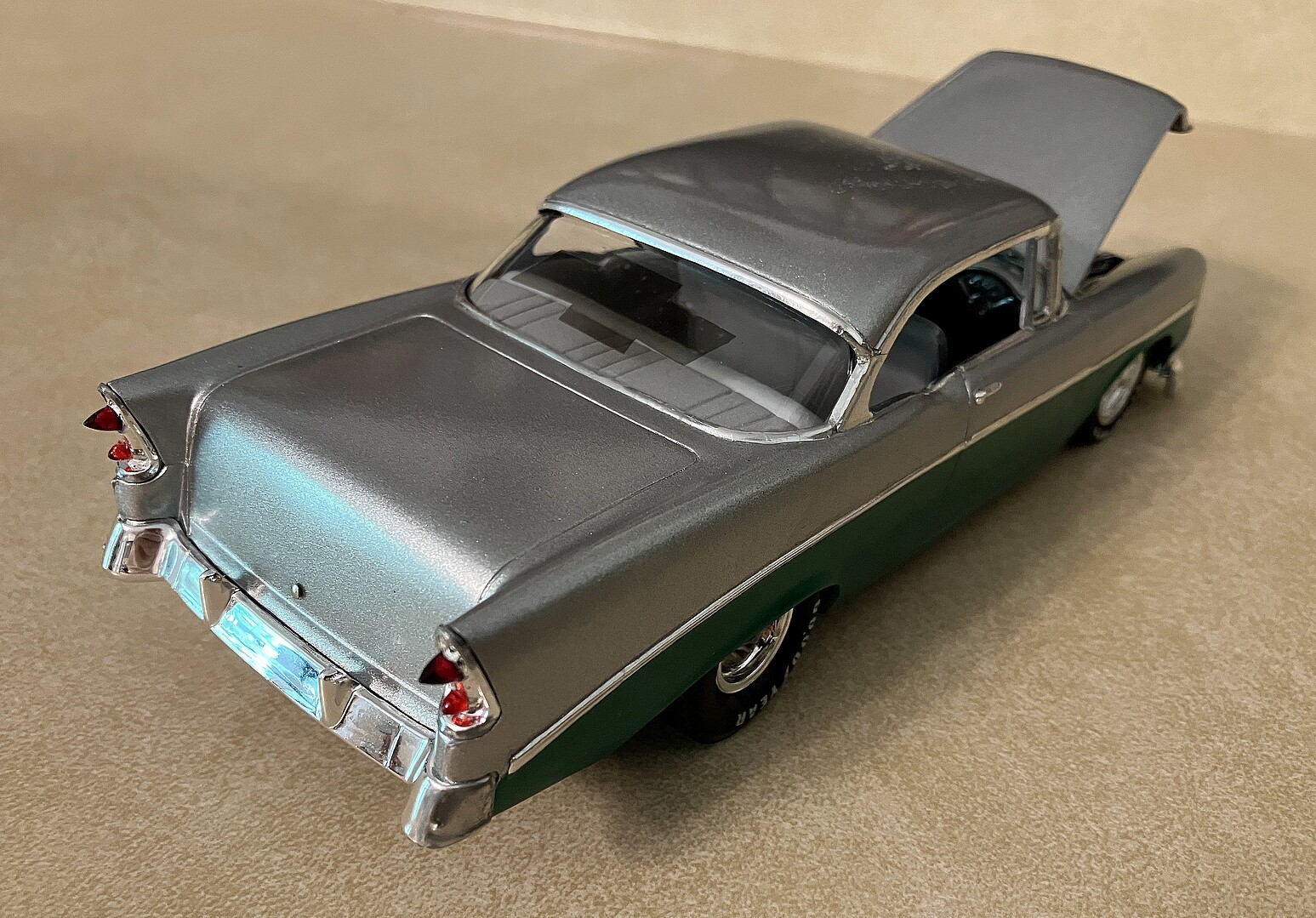 1/24 1956 Chevy Custom -- Plastic Model Car Kit -- 1/25 Scale -- #07663 ...