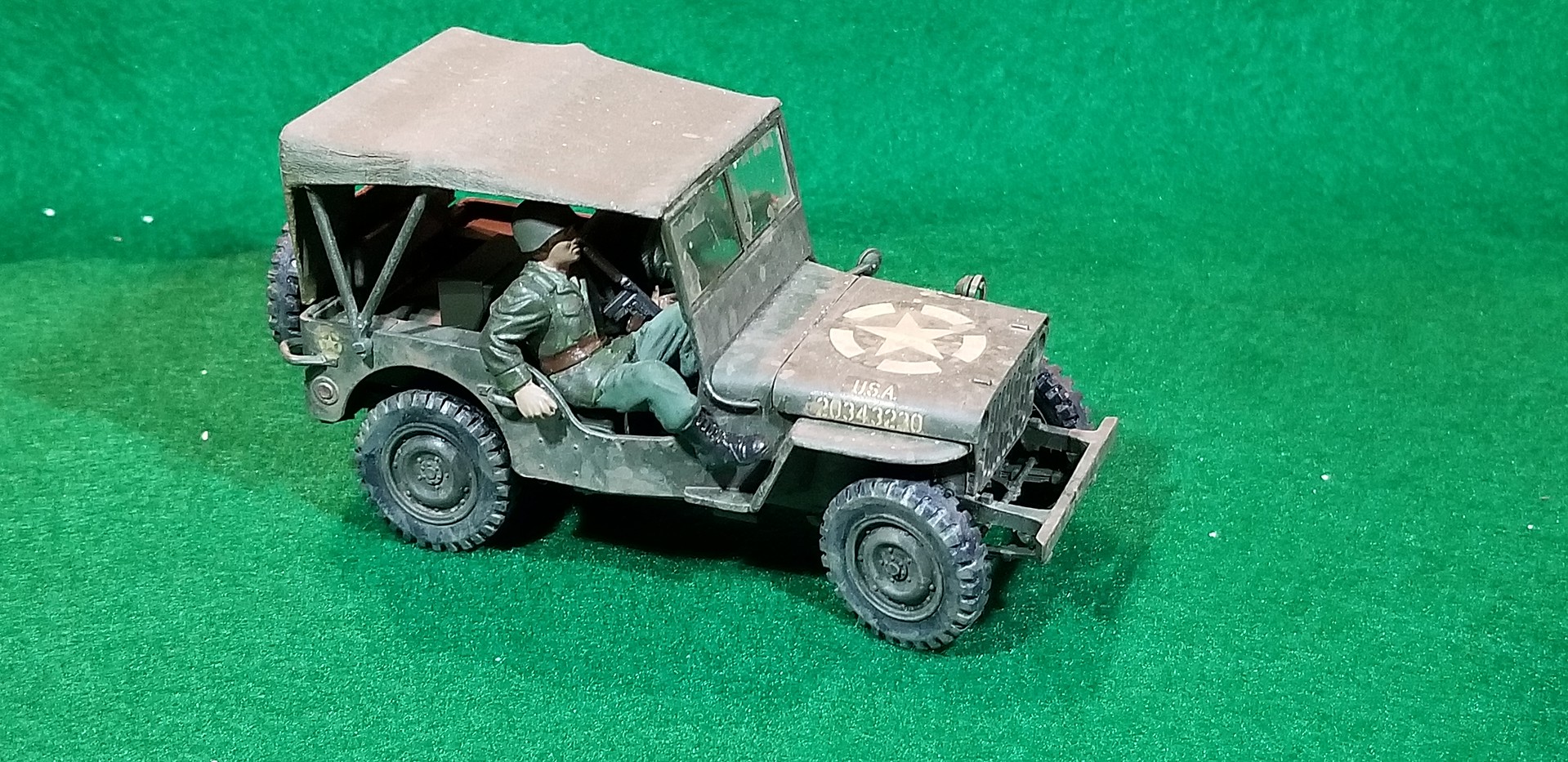 US Willys MB Jeep -- Plastic Model Military Vehicle Kit -- 1/35 Scale ...
