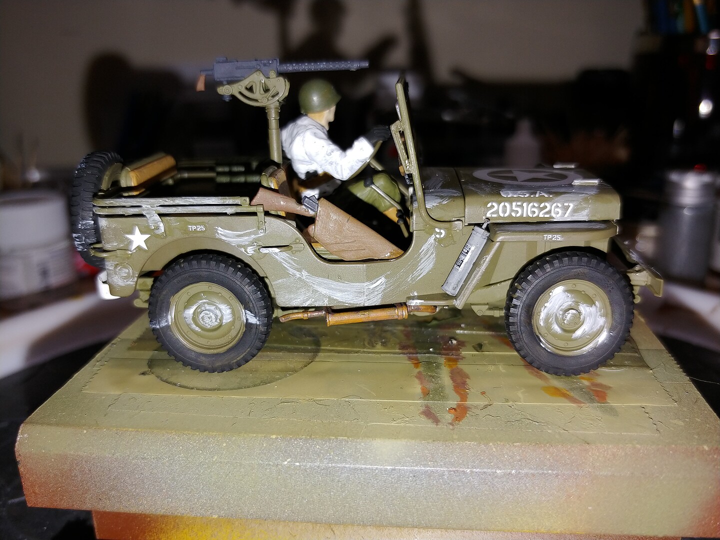 US Willys MB Jeep -- Plastic Model Military Vehicle Kit -- 1/35 Scale ...