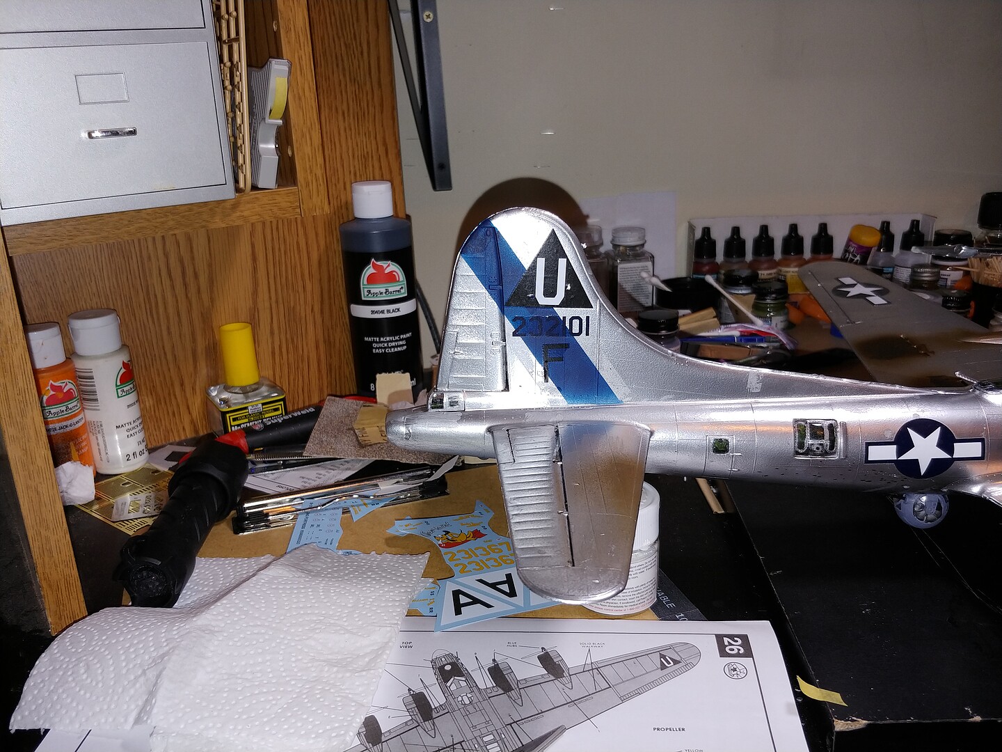 B-17G Flying Fortress -- Plastic Model Airplane Kit -- 1/48 Scale ...