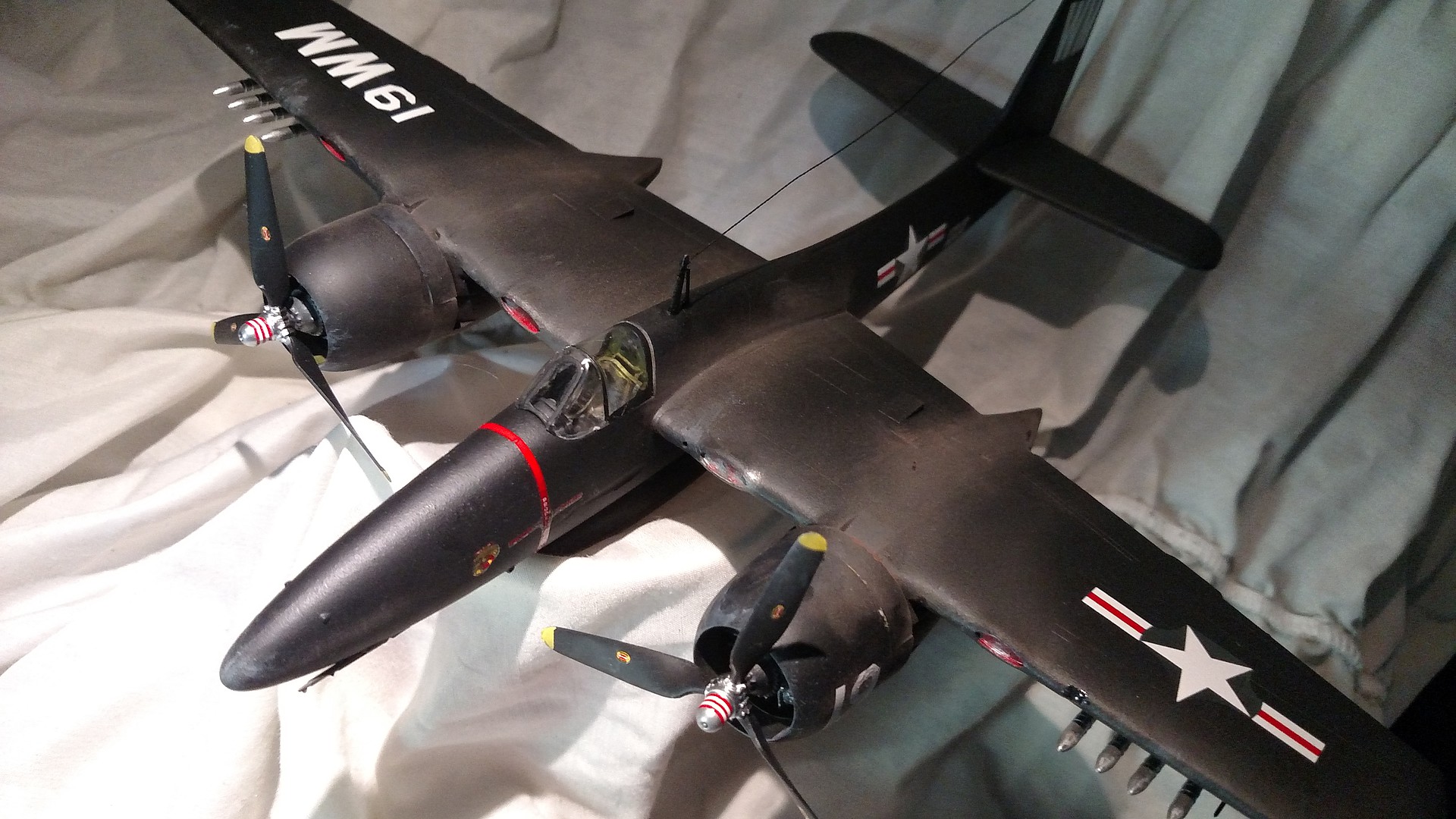 F7F-3 Tigercat -- Plastic Model Airplane Kit -- 1/48 Scale -- #2756s ...