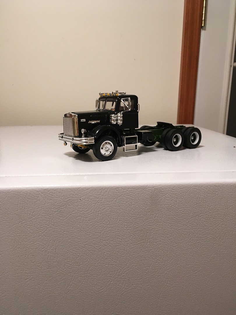 Gallery Pictures AMT Autocar A64B Semi Tractor Plastic Model Truck Kit ...