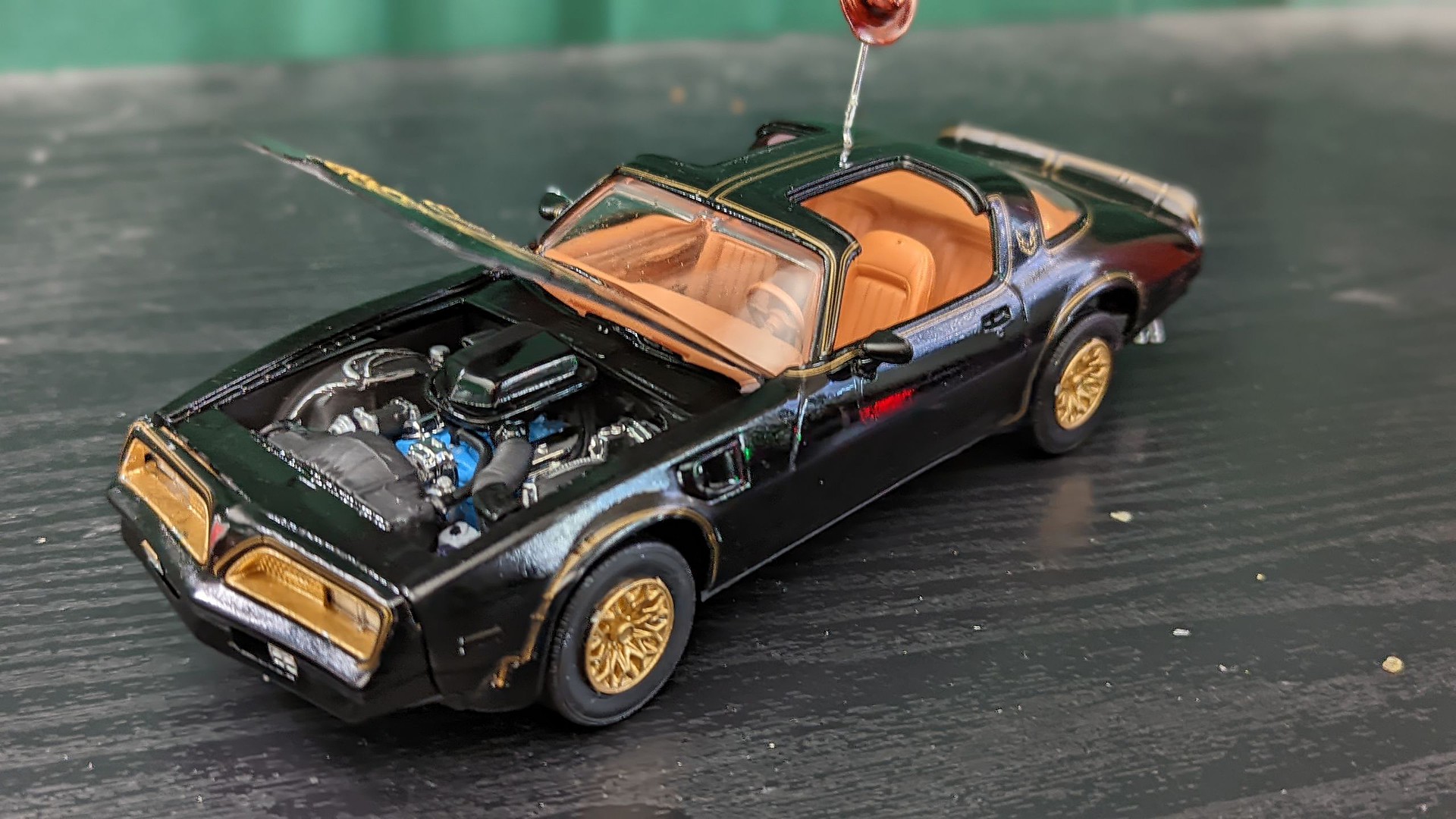 Smokey and the Bandit 1977 Firebird -- Plastic Model Car Kit -- 1/25 ...
