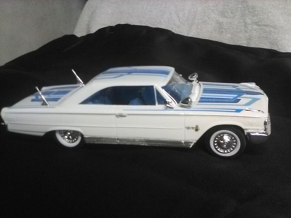 Gallery Pictures AMT 1963 Ford Galaxie Plastic Model Car Kit 1/25 Scale ...