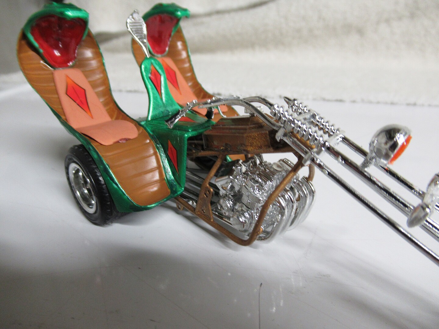 Cobra Chopper Custom Trike -- Plastic Model Motorcycle Kit -- 1/25 ...