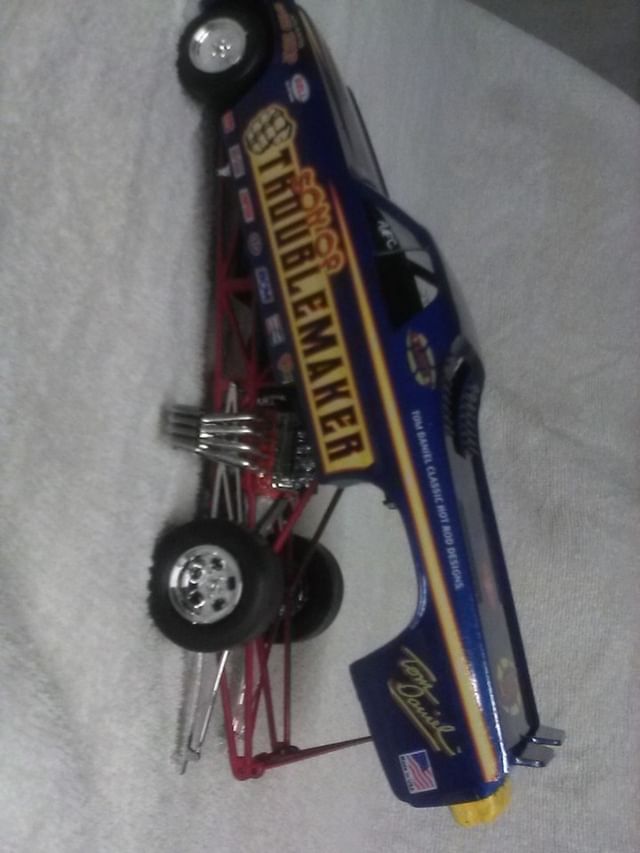 Tom Daniel Son of Troublemaker Funny Car -- Plastic Model Car Kit -- 1/ ...