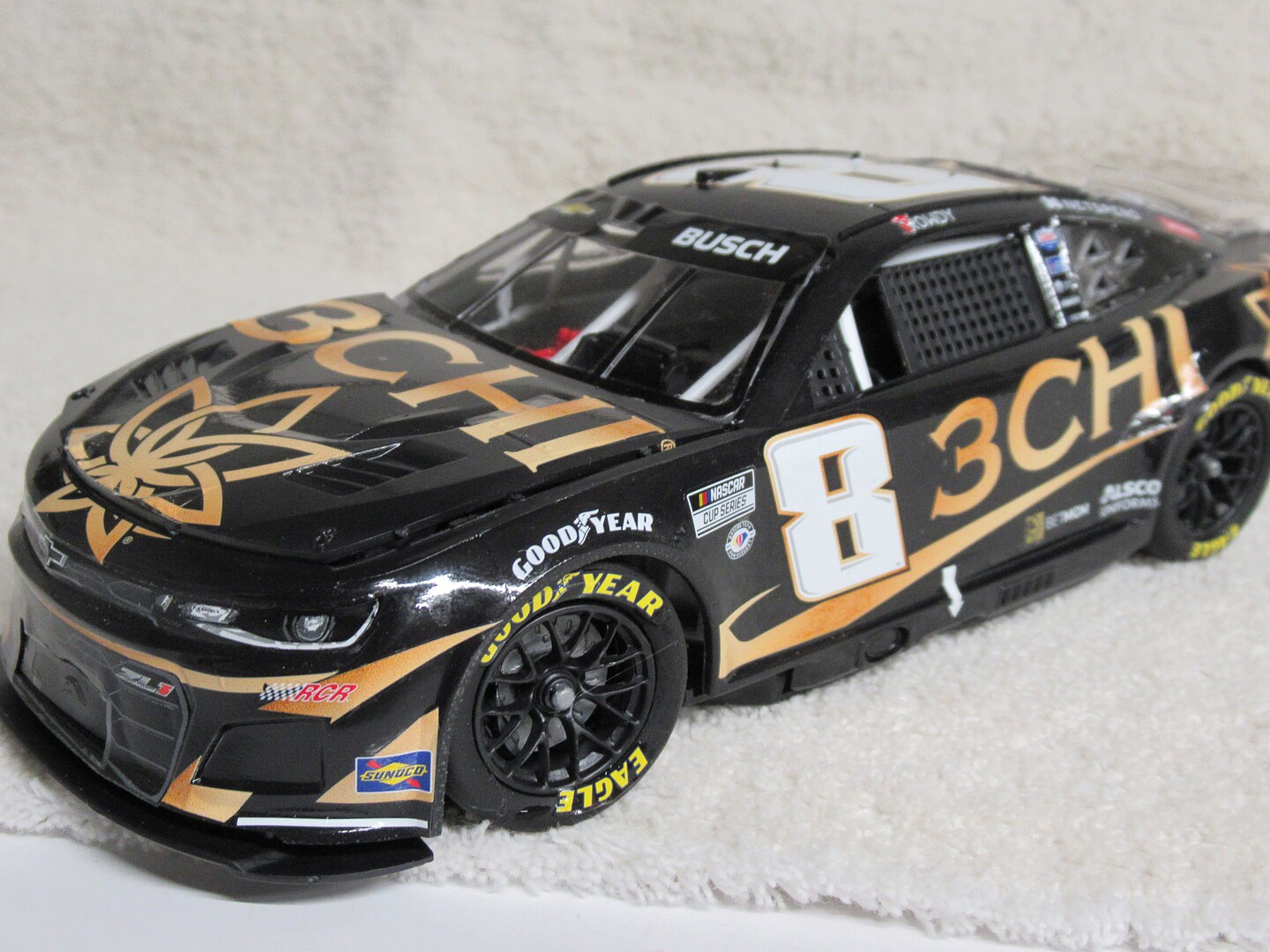 Kyle Busch 2023 NASCAR Chevrolet Camaro ZL1 -- Plastic Model Car Kit ...