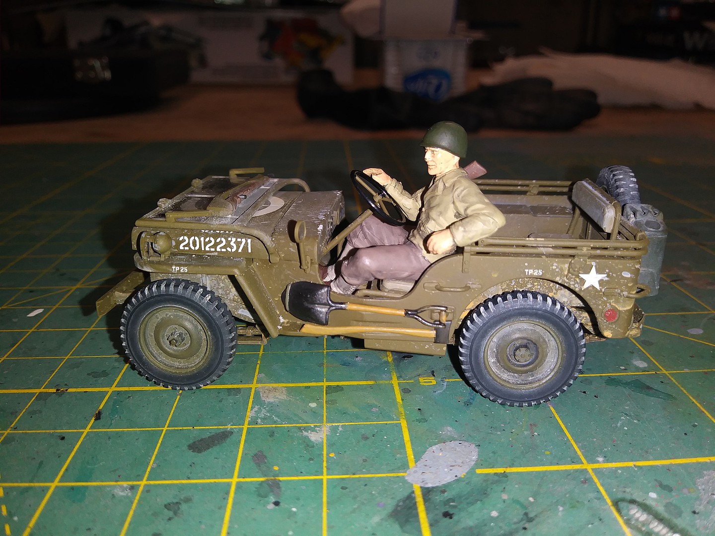 US Willys MB Jeep -- Plastic Model Military Vehicle Kit -- 1/35 Scale ...